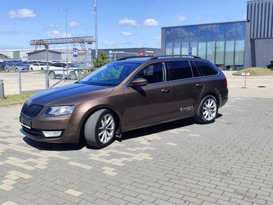 Brūns Skoda Octavia 2015 Šauļi, ar dzinēja tilpumu 1.60 L un nobraukumu 190 tūkst. km par 5400 €, foto 9 vietnē AUTOMOTO.COM.LV