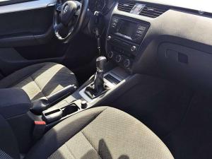 Brūns Skoda Octavia 2015 Šauļi, ar dzinēja tilpumu 1.60 L un nobraukumu 190 tūkst. km par 5400 €, foto 16 vietnē AUTOMOTO.COM.LV