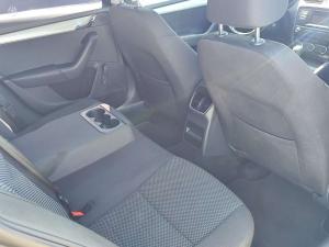 Brūns Skoda Octavia 2015 Šauļi, ar dzinēja tilpumu 1.60 L un nobraukumu 190 tūkst. km par 5400 €, foto 18 vietnē AUTOMOTO.COM.LV