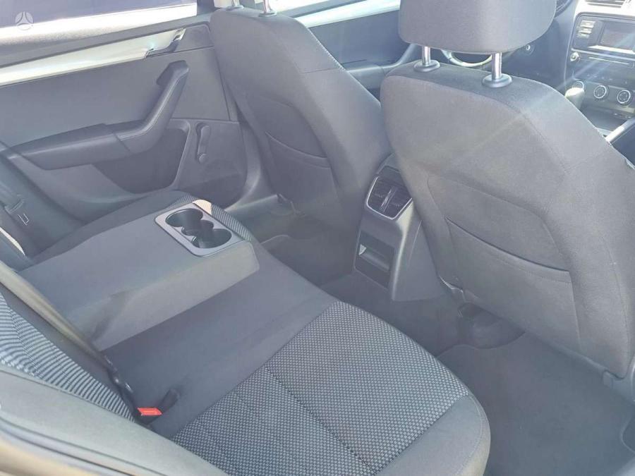 Brūns Skoda Octavia 2015 Šauļi, ar dzinēja tilpumu 1.60 L un nobraukumu 190 tūkst. km par 5400 €, foto 18 vietnē AUTOMOTO.COM.LV