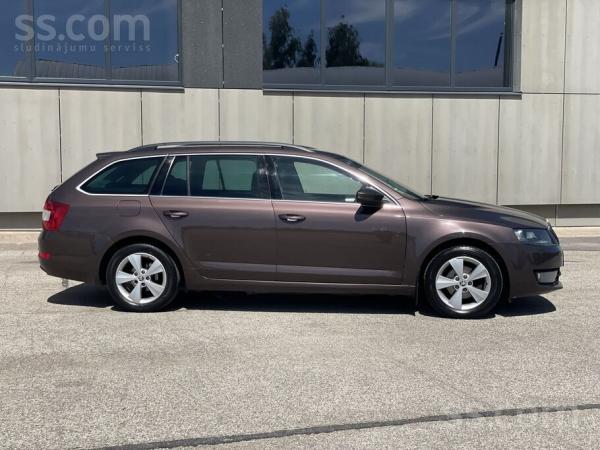 Brūns Skoda Octavia 2015 Rīga, ar dzinēja tilpumu 1.60 L un nobraukumu 332 tūkst. km par 4790 €, foto 9 vietnē AUTOMOTO.COM.LV