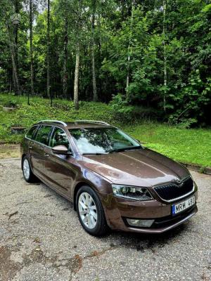 Brown Skoda Octavia 2015 in Vilnius, with an engine capacity of 1.97 L and mileage of 330 thousand km for 5500 €, photo  on AUTOMOTO.COM.LV