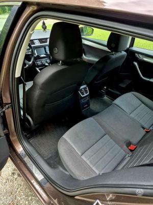 Brūns Skoda Octavia 2015 Viļņa, ar dzinēja tilpumu 1.97 L un nobraukumu 330 tūkst. km par 5500 €, foto 14 vietnē AUTOMOTO.COM.LV