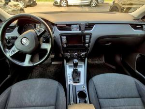 Brown Skoda Octavia 2015 in Vilnius, with an engine capacity of 1.60 L and mileage of 380 thousand km for 6000 €, photo 12 on AUTOMOTO.COM.LV