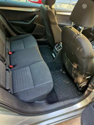 Brown Skoda Octavia 2015 in Vilnius, with an engine capacity of 1.60 L and mileage of 380 thousand km for 6000 €, photo 15 on AUTOMOTO.COM.LV