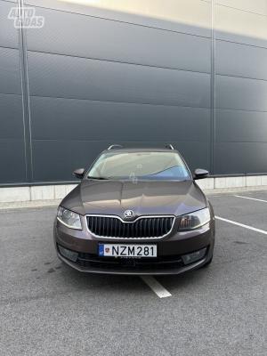 Brown Skoda Octavia 2015 in Kaunas, with an engine capacity of 1.60 L and mileage of 376 thousand km for 5900 €, photo 4 on AUTOMOTO.COM.LV