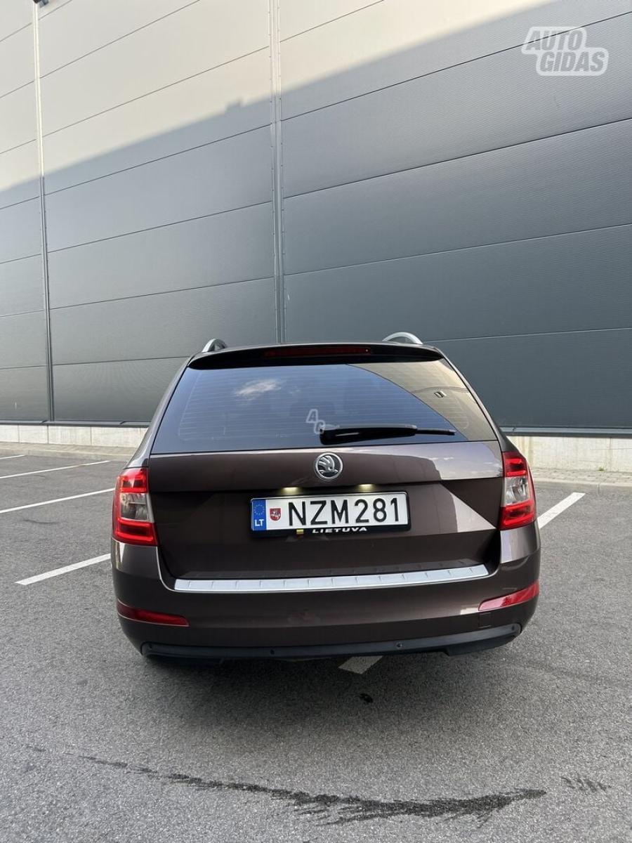 Brown Skoda Octavia 2015 in Kaunas, with an engine capacity of 1.60 L and mileage of 376 thousand km for 5900 €, photo 8 on AUTOMOTO.COM.LV