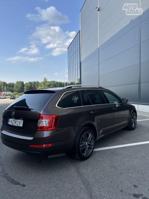 Brown Skoda Octavia 2015 in Kaunas, with an engine capacity of 1.60 L and mileage of 376 thousand km for 5900 €, photo 9 on AUTOMOTO.COM.LV