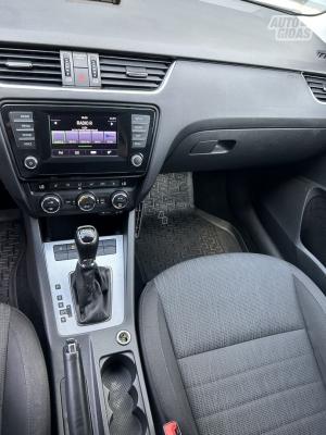 Brown Skoda Octavia 2015 in Kaunas, with an engine capacity of 1.60 L and mileage of 376 thousand km for 5900 €, photo 15 on AUTOMOTO.COM.LV
