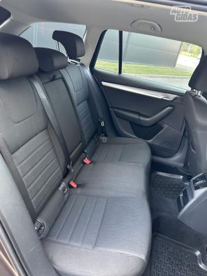 Brown Skoda Octavia 2015 in Kaunas, with an engine capacity of 1.60 L and mileage of 376 thousand km for 5900 €, photo 17 on AUTOMOTO.COM.LV