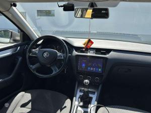 Brown Skoda Octavia 2015 in Vilnius, with an engine capacity of 1.60 L and mileage of 268 thousand km for 5699 €, photo 14 on AUTOMOTO.COM.LV