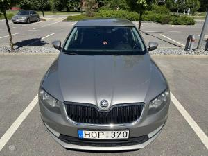 Brown Skoda Octavia 2015 in Vilnius, with an engine capacity of 1.60 L and mileage of 268 thousand km for 5699 €, photo 21 on AUTOMOTO.COM.LV
