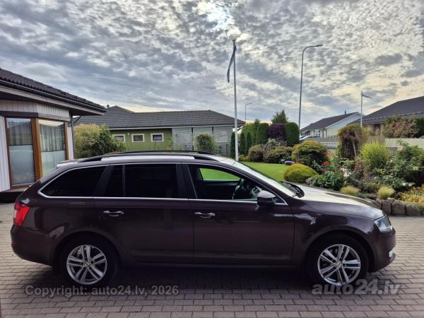 Skoda Octavia 2015 in Tartu on AUTOMOTO.COM.LV Brown Skoda Octavia 2015 in Tartu, with an engine capacity of 1.40 L and mileage of 251 thousand km for 6900 €, photo 8 on AUTOMOTO.COM.LV