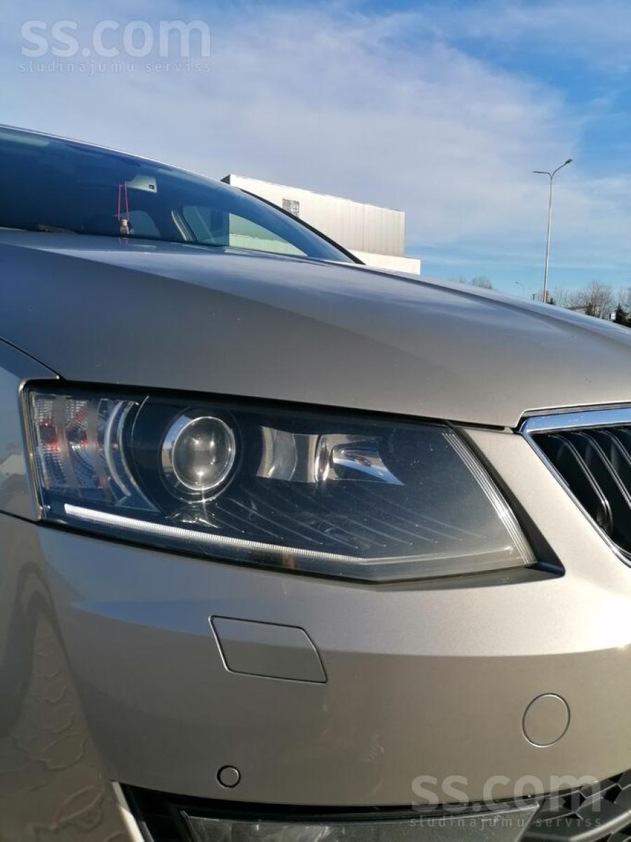 Brown Skoda Octavia 2016 in Riga, with an engine capacity of 1.80 L and mileage of 210 thousand km for 3500 €, photo 8 on AUTOMOTO.COM.LV