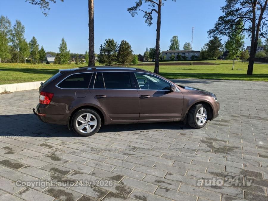 Brūns Skoda Octavia 2016 Tallina, ar dzinēja tilpumu 1.40 L un nobraukumu 246 tūkst. km par 8900 €, foto 3 vietnē AUTOMOTO.COM.LV