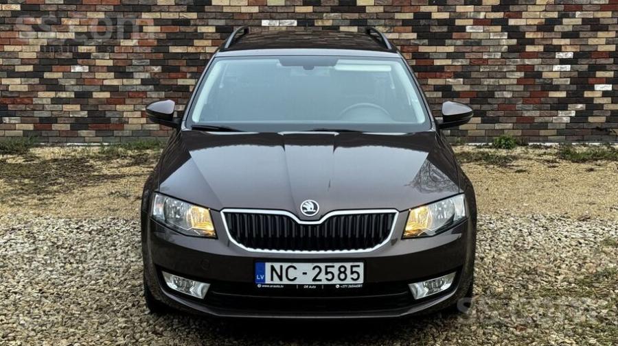 Brūns Skoda Octavia 2016 Rīga, ar dzinēja tilpumu 1.60 L un nobraukumu 191 tūkst. km par 8000 €, foto 1 vietnē AUTOMOTO.COM.LV