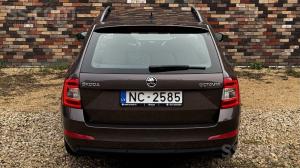 Brūns Skoda Octavia 2016 Rīga, ar dzinēja tilpumu 1.60 L un nobraukumu 191 tūkst. km par 8000 €, foto 6 vietnē AUTOMOTO.COM.LV