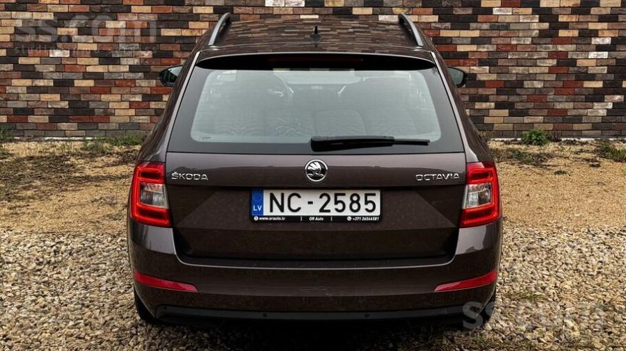 Brūns Skoda Octavia 2016 Rīga, ar dzinēja tilpumu 1.60 L un nobraukumu 191 tūkst. km par 8000 €, foto 6 vietnē AUTOMOTO.COM.LV