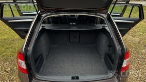 Brūns Skoda Octavia 2016 Rīga, ar dzinēja tilpumu 1.60 L un nobraukumu 191 tūkst. km par 8000 €, foto 10 vietnē AUTOMOTO.COM.LV