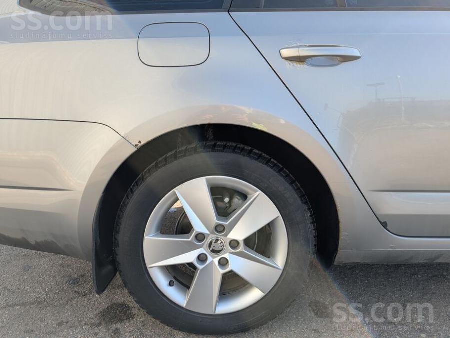 Brūns Skoda Octavia 2016 Rīga, ar dzinēja tilpumu 1.60 L un nobraukumu 425 tūkst. km par 3400 €, foto 6 vietnē AUTOMOTO.COM.LV