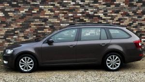 Brūns Skoda Octavia 2016 Rīga, ar dzinēja tilpumu 1.60 L un nobraukumu 191 tūkst. km par 8000 €, foto 4 vietnē AUTOMOTO.COM.LV