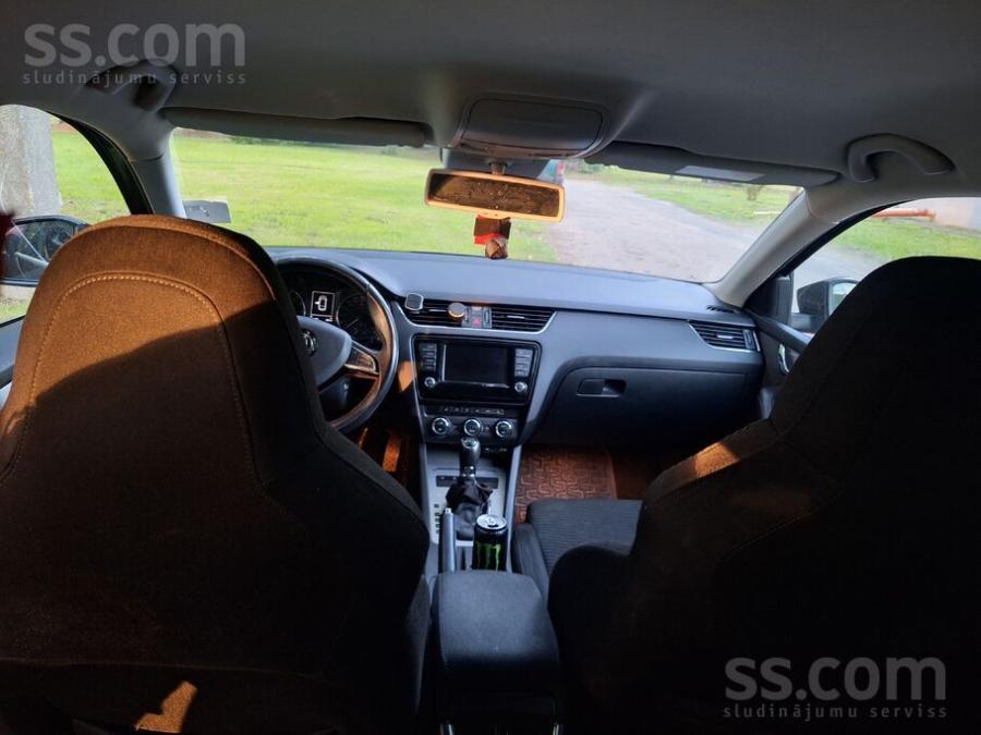 Brūns Skoda Octavia 2016 Cēsis, ar dzinēja tilpumu 2.00 L un nobraukumu 254 tūkst. km par 9500 €, foto 5 vietnē AUTOMOTO.COM.LV