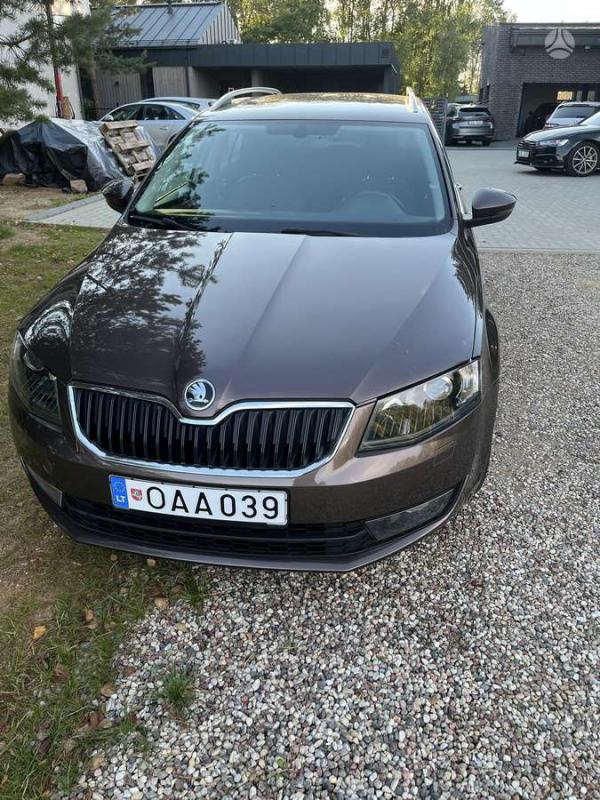 Brown Skoda Octavia 2016 in Vilnius, with an engine capacity of 1.40 L and mileage of 226 thousand km for 7600 €, photo 5 on AUTOMOTO.COM.LV