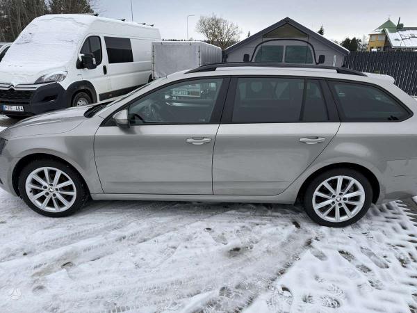 Brūns Skoda Octavia 2017 Panevēža, ar dzinēja tilpumu 1.60 L un nobraukumu 232 tūkst. km par 7500 €, foto 5 vietnē AUTOMOTO.COM.LV