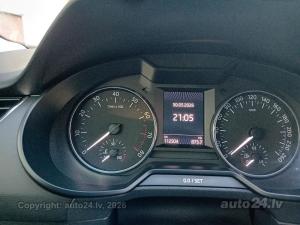 Brown Skoda Octavia 2017 in Tallinn, with an engine capacity of 1.40 L and mileage of 113 thousand km for 9999 €, photo 8 on AUTOMOTO.COM.LV