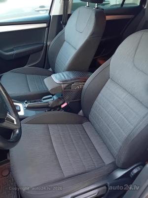 Brown Skoda Octavia 2017 in Tallinn, with an engine capacity of 1.40 L and mileage of 113 thousand km for 9999 €, photo 13 on AUTOMOTO.COM.LV