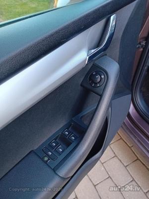 Brown Skoda Octavia 2017 in Tallinn, with an engine capacity of 1.40 L and mileage of 113 thousand km for 9999 €, photo 15 on AUTOMOTO.COM.LV