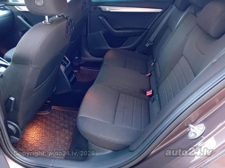 Brown Skoda Octavia 2017 in Tallinn, with an engine capacity of 1.40 L and mileage of 113 thousand km for 9999 €, photo 18 on AUTOMOTO.COM.LV