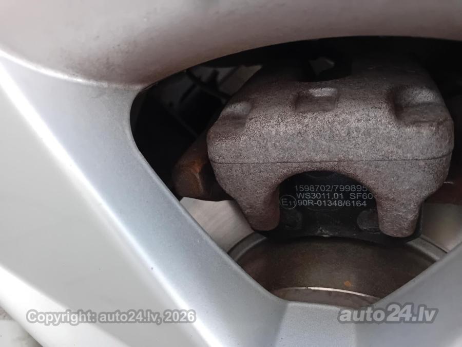 Brown Skoda Octavia 2017 in Tallinn, with an engine capacity of 1.40 L and mileage of 113 thousand km for 9999 €, photo 24 on AUTOMOTO.COM.LV