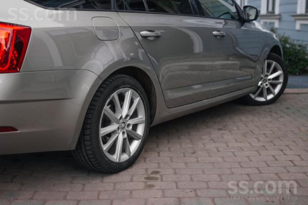 Brūns Skoda Octavia 2017 Rīga, ar dzinēja tilpumu 1.60 L un nobraukumu 266 tūkst. km par 7500 €, foto 5 vietnē AUTOMOTO.COM.LV