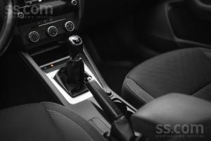 Brūns Skoda Octavia 2017 Rīga, ar dzinēja tilpumu 1.60 L un nobraukumu 266 tūkst. km par 7200 €, foto 11 vietnē AUTOMOTO.COM.LV