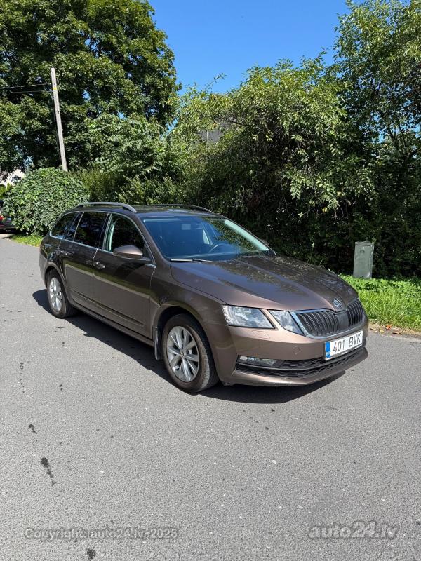 Brown Skoda Octavia 2017 in Tallinn, with an engine capacity of 1.40 L and mileage of 216 thousand km for 6490 €, photo 7 on AUTOMOTO.COM.LV