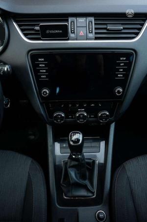Brūns Skoda Octavia 2017 Klaipėda, ar dzinēja tilpumu 1.60 L un nobraukumu 298 tūkst. km par 7500 €, foto 9 vietnē AUTOMOTO.COM.LV
