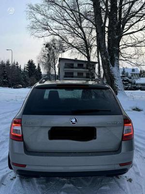 Brown Skoda Octavia 2018 in Kaunas, with an engine capacity of 1.60 L and mileage of 248 thousand km for 10500 €, photo 6 on AUTOMOTO.COM.LV