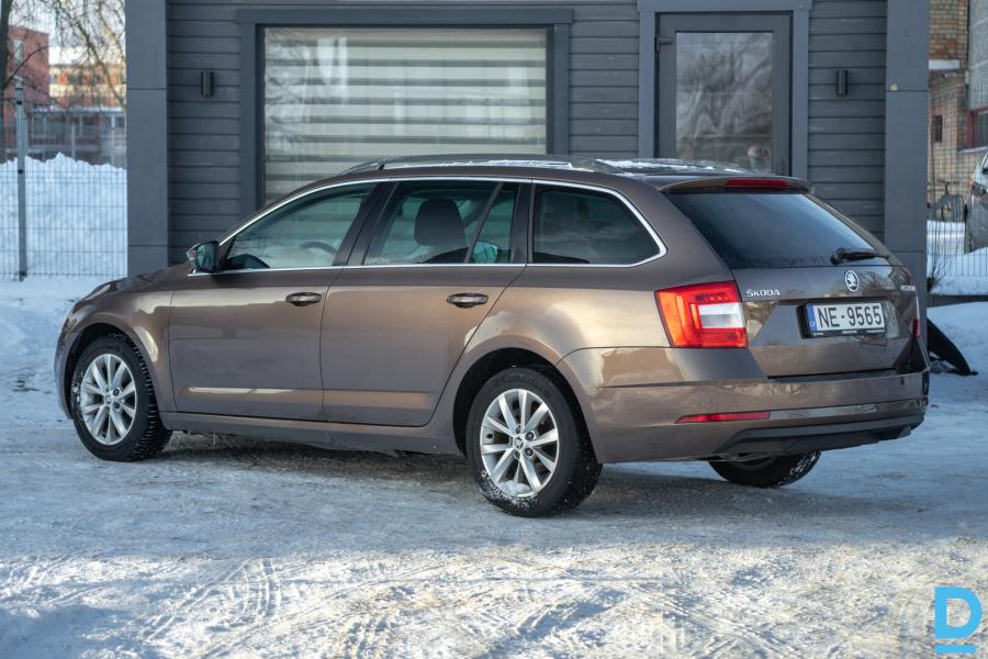 Brown Skoda Octavia 2019 in Liepaja, with an engine capacity of 1.60 L and mileage of 157 thousand km for 9500 €, photo 2 on AUTOMOTO.COM.LV