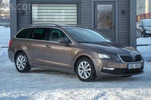 Brown Skoda Octavia 2019 in Liepaja, with an engine capacity of 1.60 L and mileage of 157 thousand km for 9500 €, photo 4 on AUTOMOTO.COM.LV