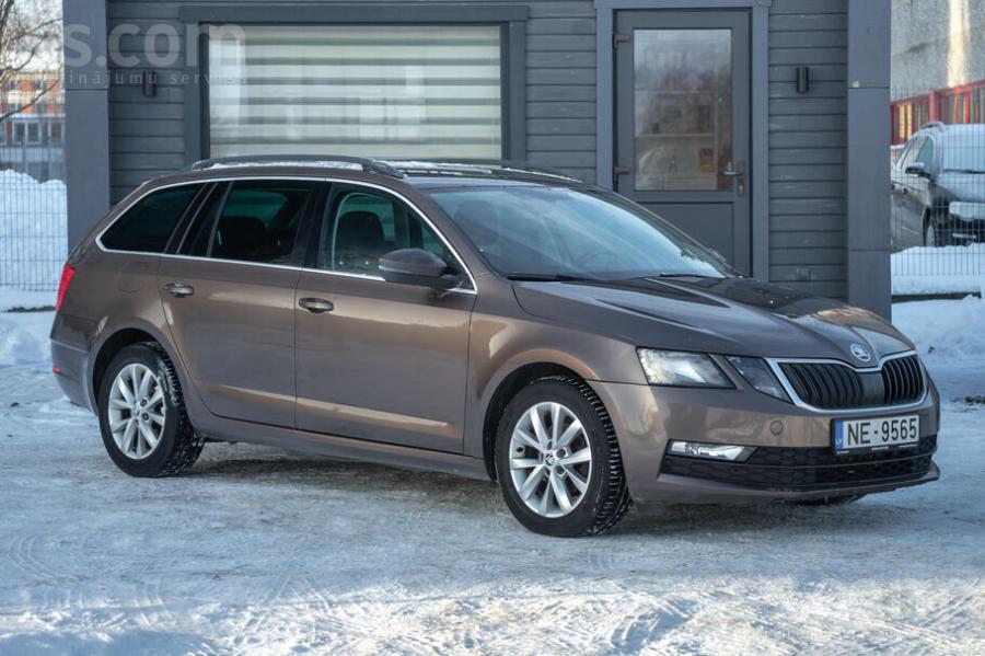 Brown Skoda Octavia 2019 in Liepaja, with an engine capacity of 1.60 L and mileage of 157 thousand km for 9500 €, photo 4 on AUTOMOTO.COM.LV