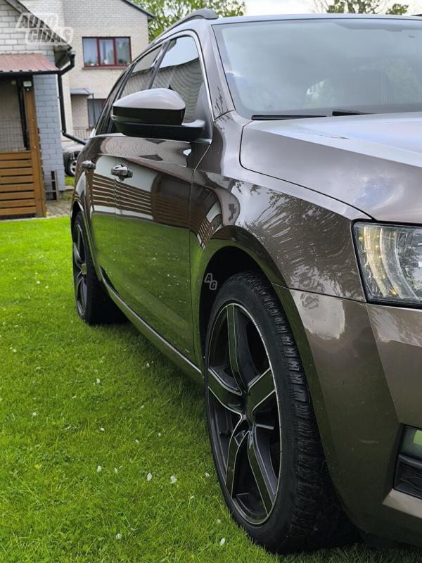 Brown Skoda Octavia 2019 in Vilnius, with an engine capacity of 1.60 L and mileage of 368 thousand km for 8999 €, photo 10 on AUTOMOTO.COM.LV