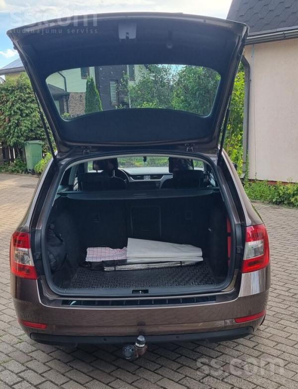 Brown Skoda Octavia 2019 in Riga, with an engine capacity of 2.00 L and mileage of 141 thousand km for 10800 €, photo 7 on AUTOMOTO.COM.LV