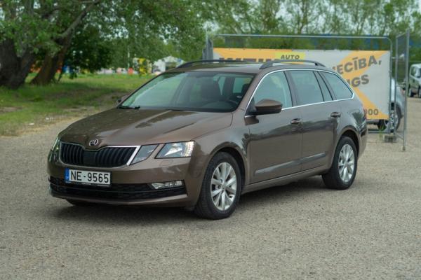 Brown Skoda Octavia 2019 in Riga, with an engine capacity of 1.60 L and mileage of 157 thousand km for 10850 €, photo 1 on AUTOMOTO.COM.LV