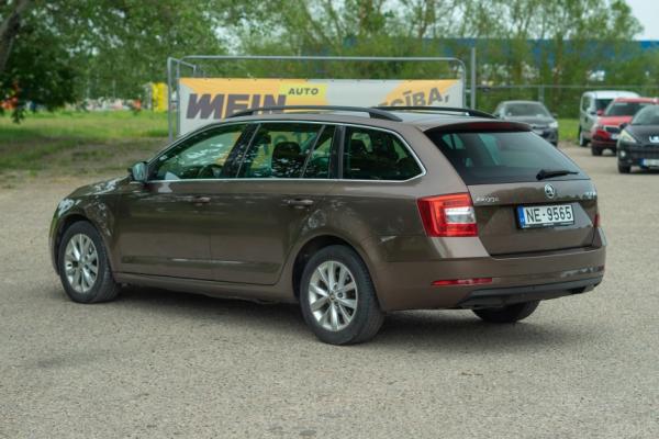 Brown Skoda Octavia 2019 in Riga, with an engine capacity of 1.60 L and mileage of 157 thousand km for 10850 €, photo 2 on AUTOMOTO.COM.LV