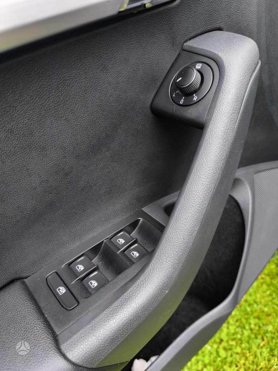 Brūns Skoda Octavia 2019 Viļņa, ar dzinēja tilpumu 1.60 L un nobraukumu 371 tūkst. km par 8000 €, foto 32 vietnē AUTOMOTO.COM.LV