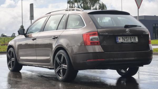 Brown Skoda Octavia 2019 in Vilnius, with an engine capacity of 1.60 L and mileage of 371 thousand km for 7899 €, photo 7 on AUTOMOTO.COM.LV