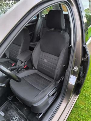 Brown Skoda Octavia 2019 in Vilnius, with an engine capacity of 1.60 L and mileage of 371 thousand km for 7950 €, photo 19 on AUTOMOTO.COM.LV