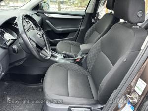 Brūns Skoda Octavia 2020 Tallina, ar dzinēja tilpumu 1.50 L un nobraukumu 163 tūkst. km par 9990 €, foto 10 vietnē AUTOMOTO.COM.LV