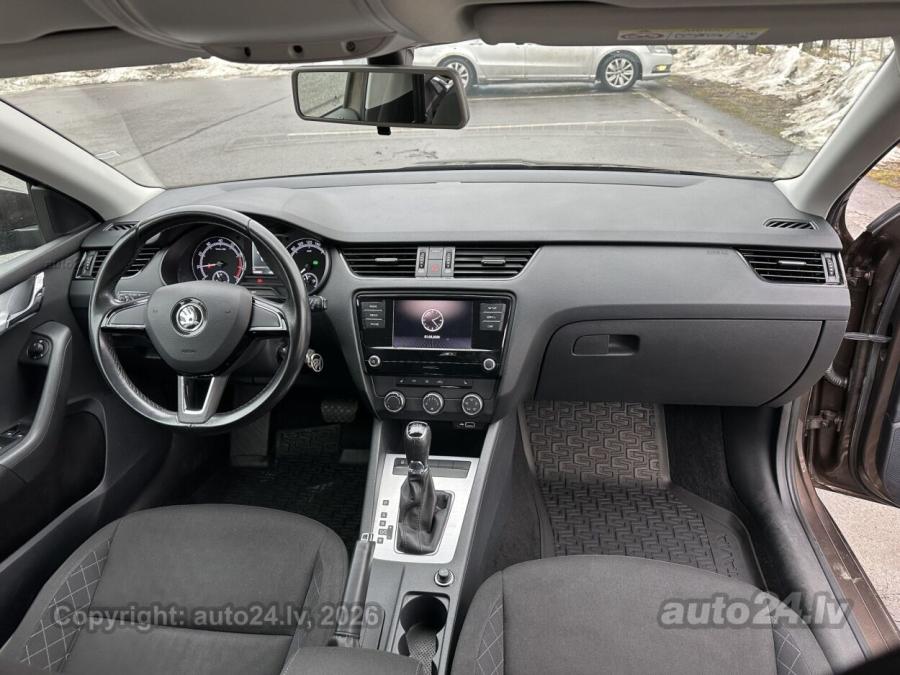 Brūns Skoda Octavia 2020 Tallina, ar dzinēja tilpumu 1.50 L un nobraukumu 163 tūkst. km par 9990 €, foto 12 vietnē AUTOMOTO.COM.LV